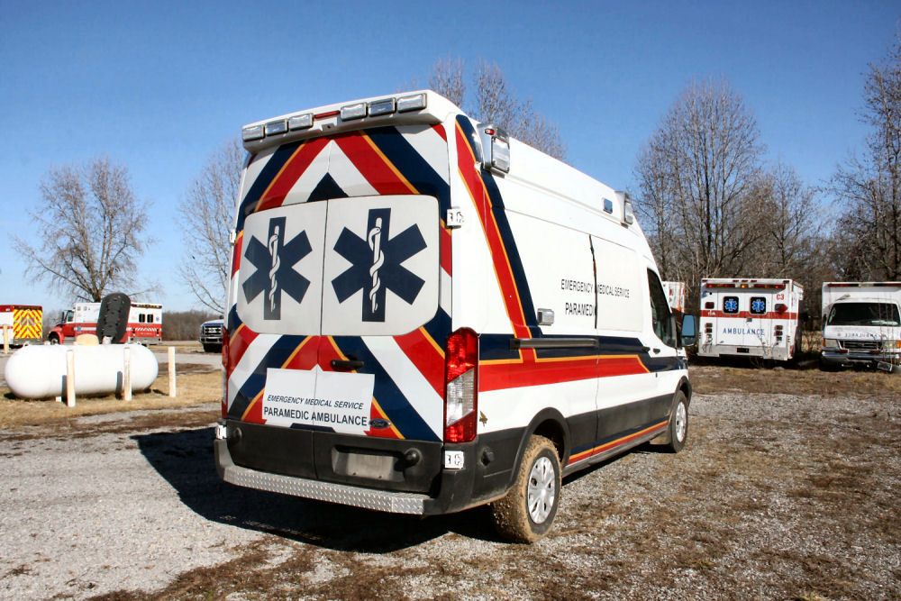 PIC02 – Ambulance Trader